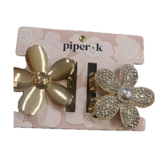 Piper K | Accessories | Nwt Piper K Stunning Golden Tone Flower Hair ...